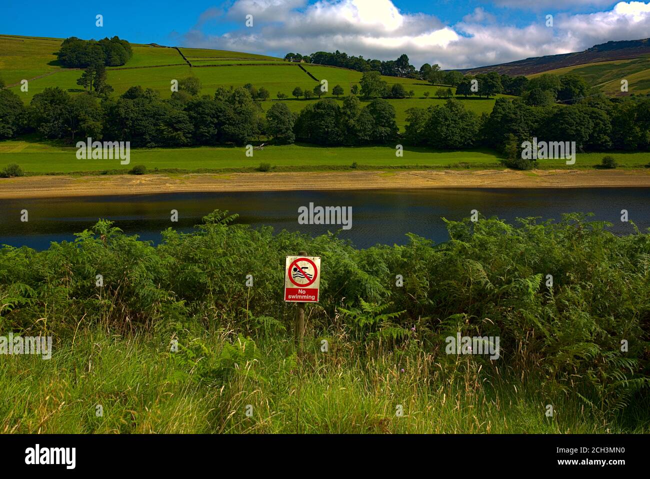 English lake district sign hi-res stock photography and images - Alamy