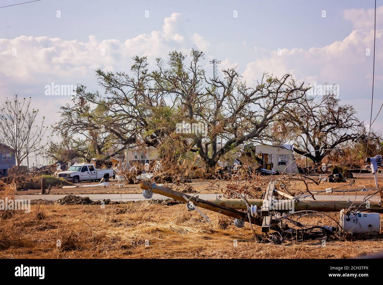 Category 4 hurricane damage hi-res stock photography and images - Alamy