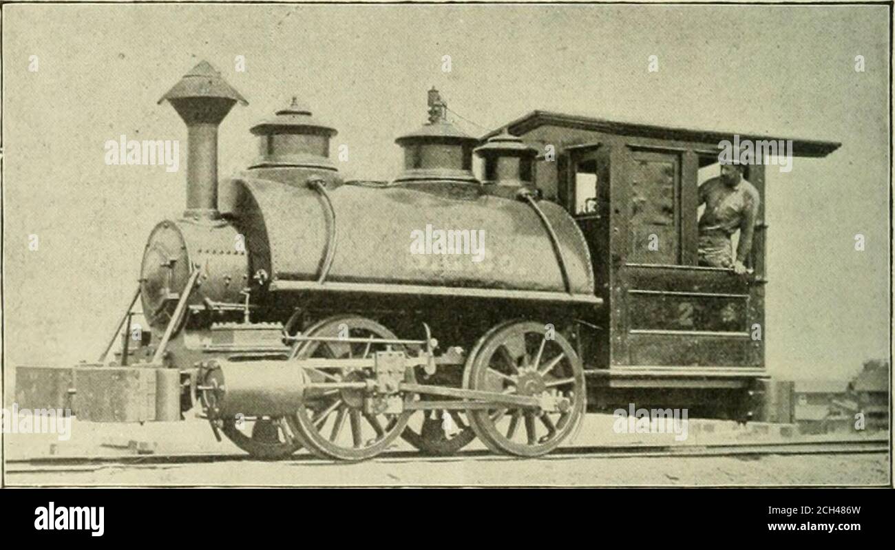 Four wheel locomotive hi-res stock photography and images - Alamy