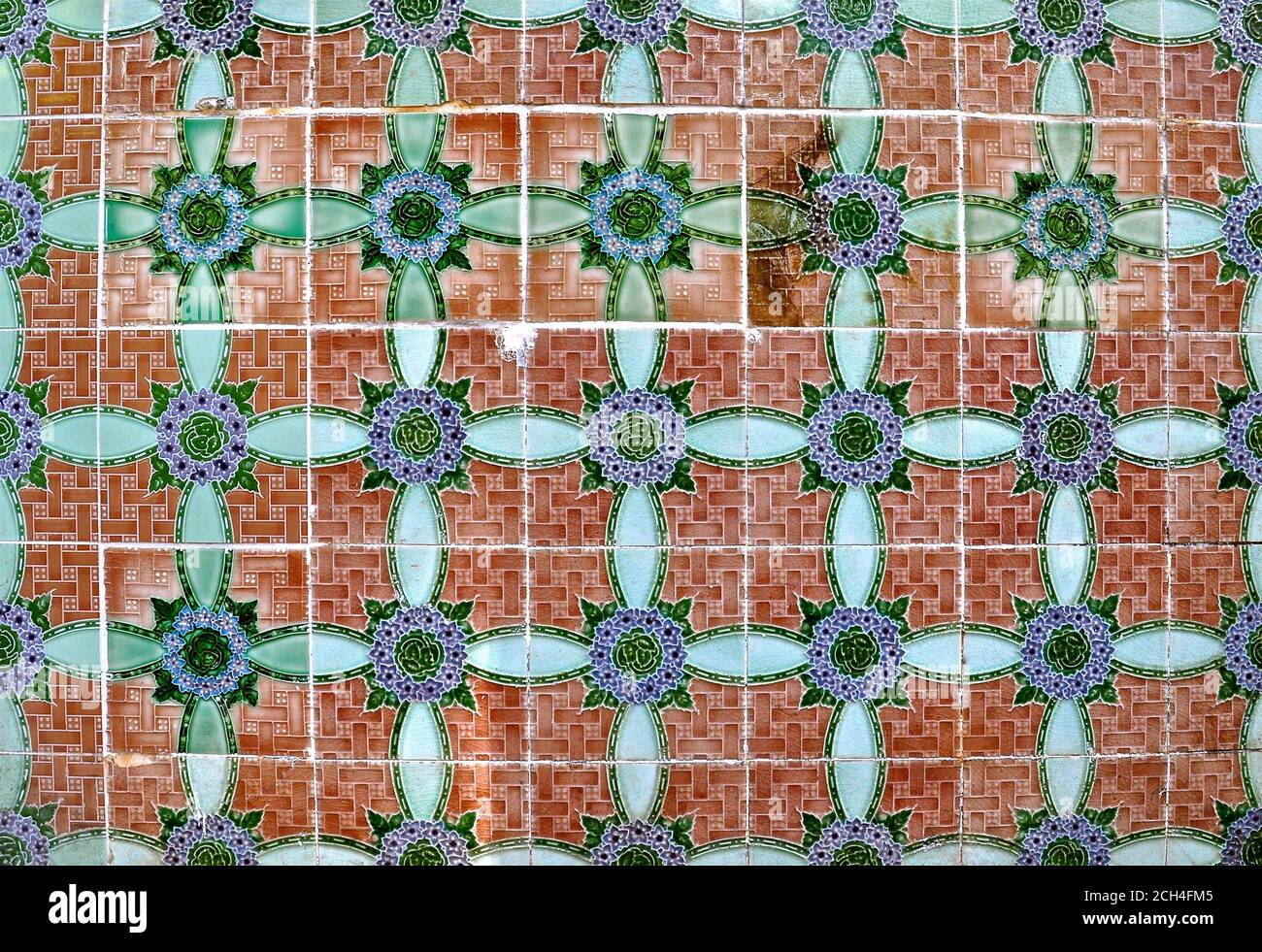 Purple chinese houses hi-res stock photography and images - Alamy