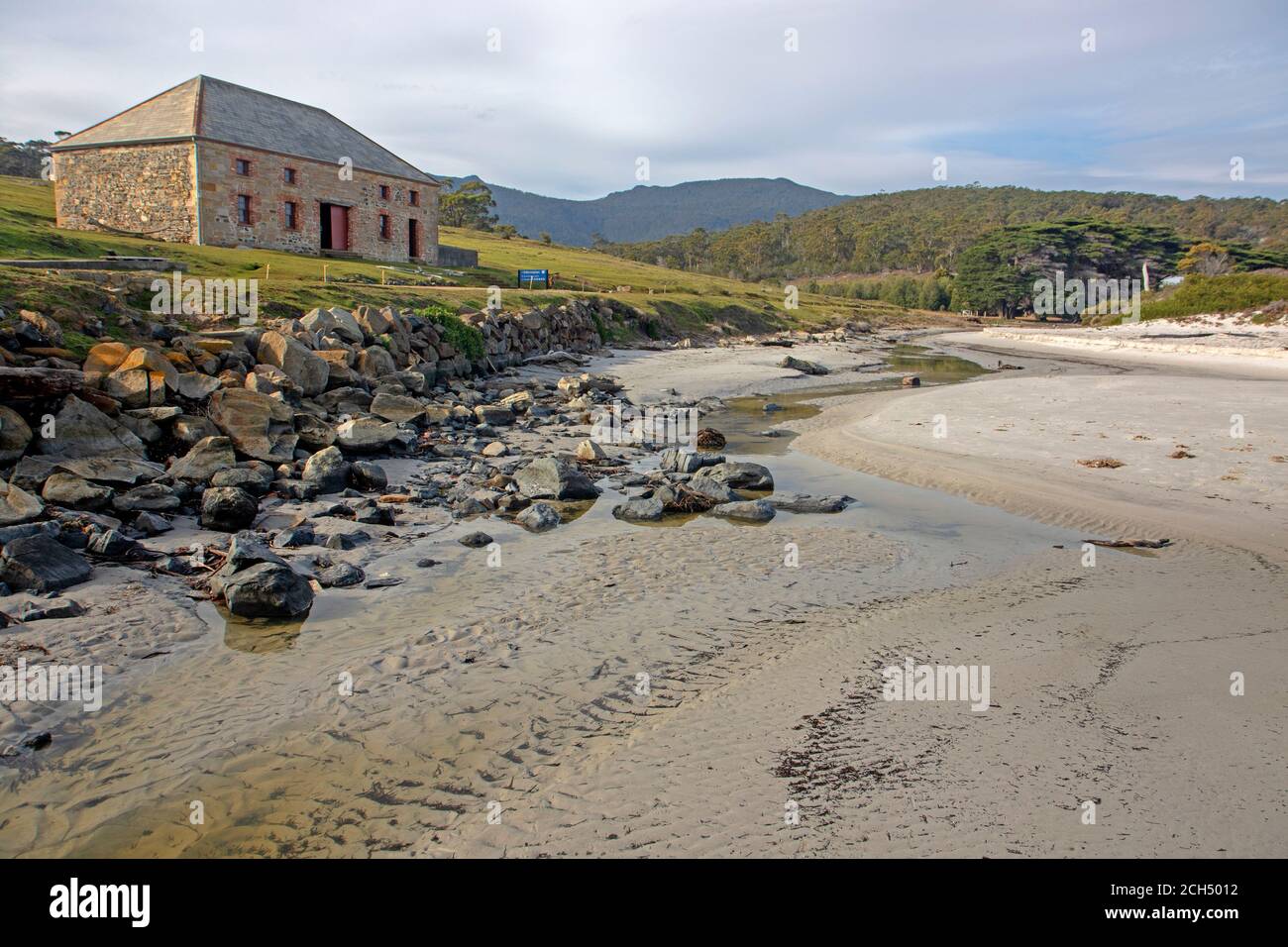 Commissariat store hi-res stock photography and images - Alamy