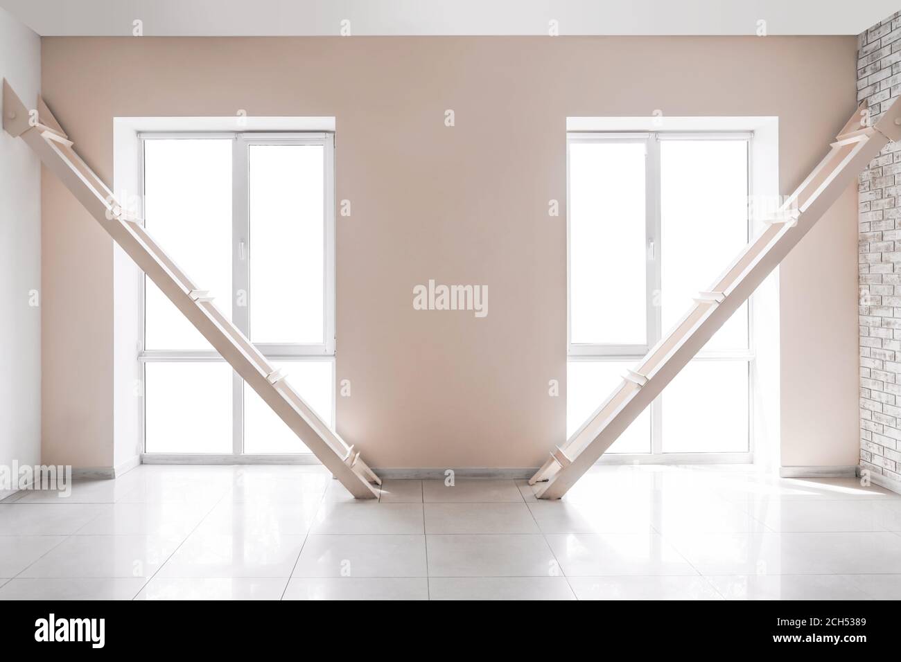 View of big empty room Stock Photo - Alamy