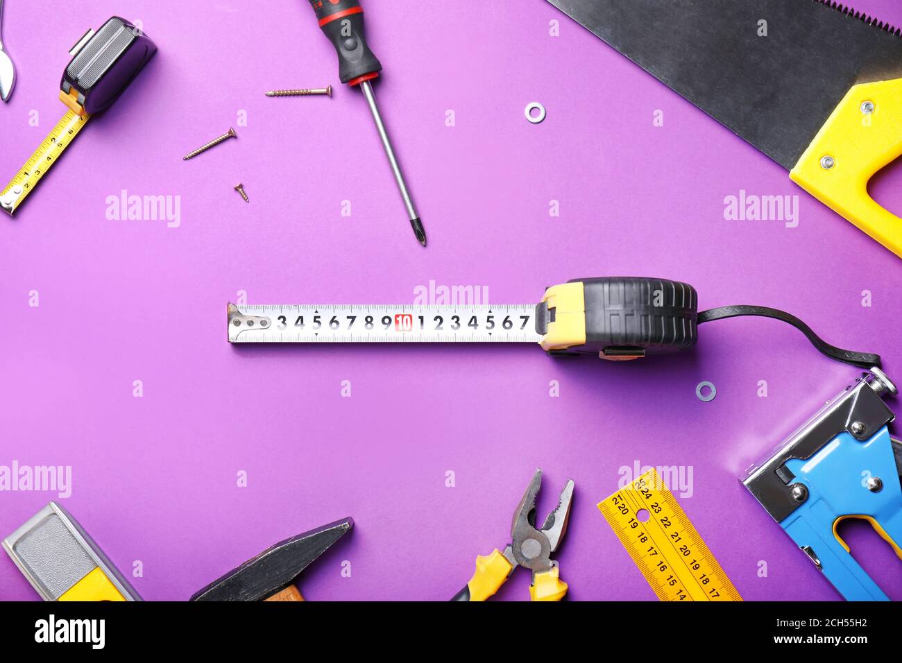 Builders measuring tape hi-res stock photography and images - Alamy