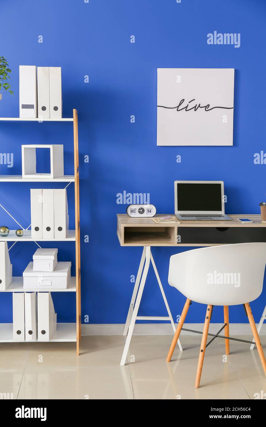 Interior of comfortable modern office Stock Photo - Alamy