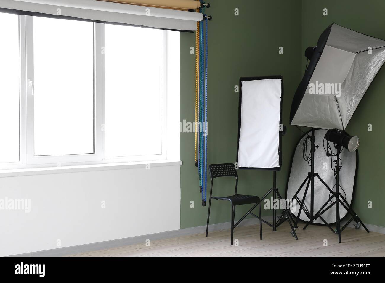 Interior of modern photo studio Stock Photo - Alamy