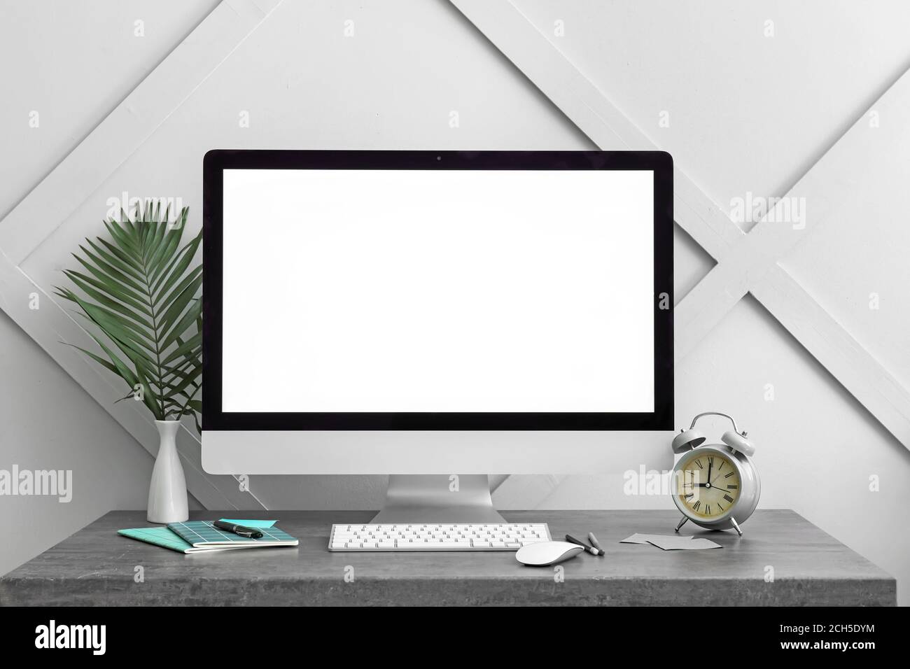 Modern PC monitor with blank screen on table Stock Photo - Alamy