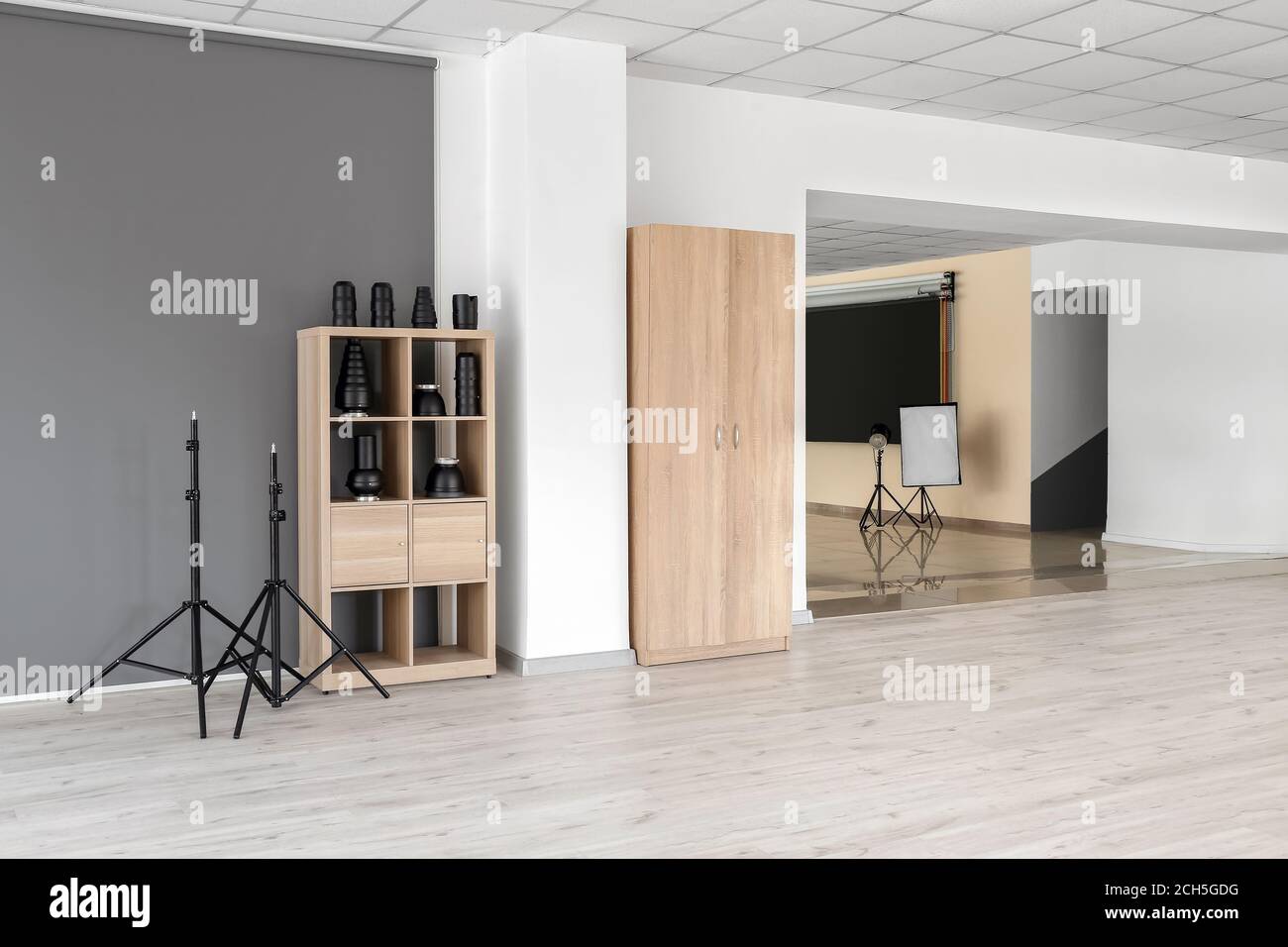 Interior of modern photo studio Stock Photo - Alamy