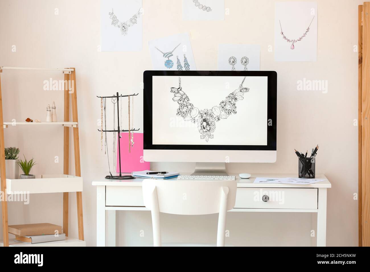 Workplace jewelry designer in hi-res stock photography and images - Alamy