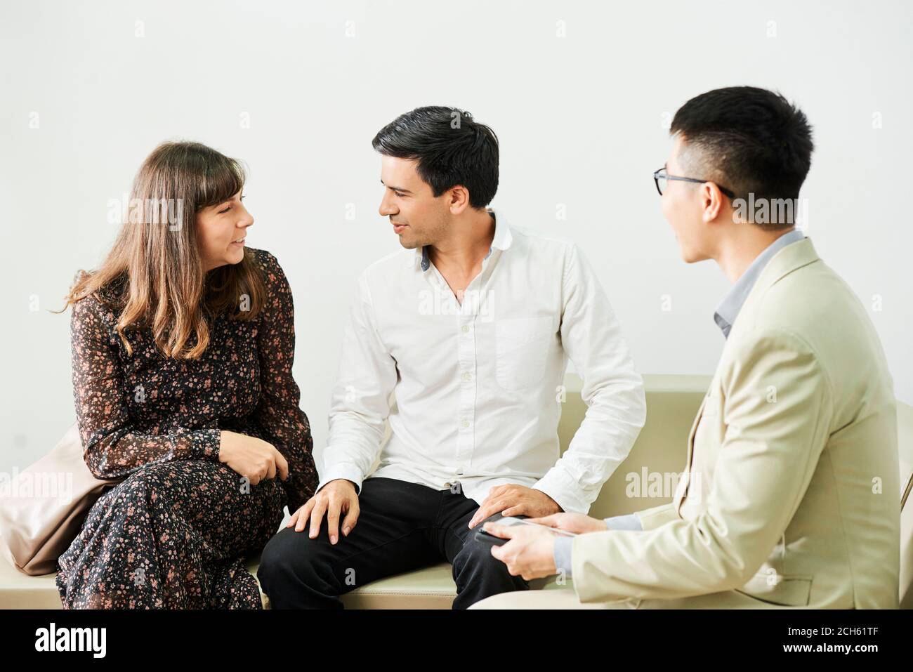 Business meeting at office Stock Photo - Alamy
