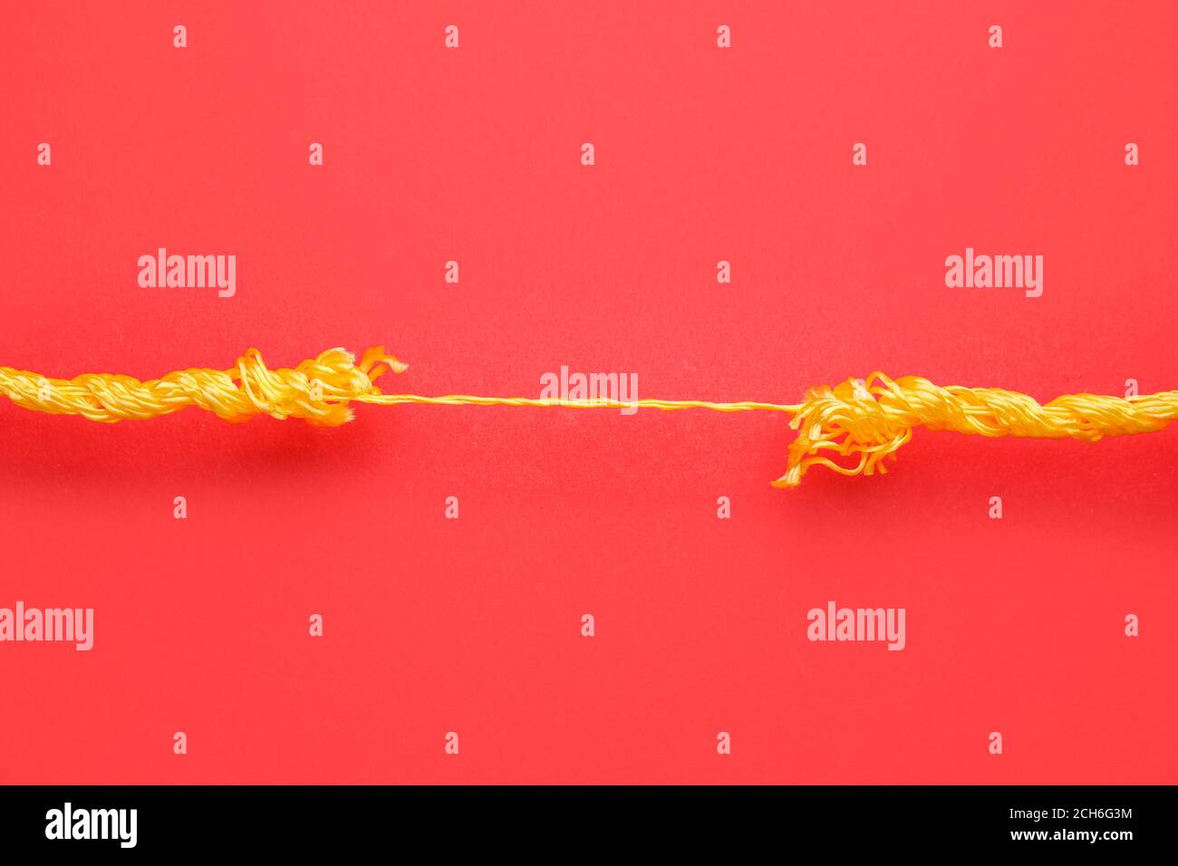 Tense rope hi-res stock photography and images - Alamy