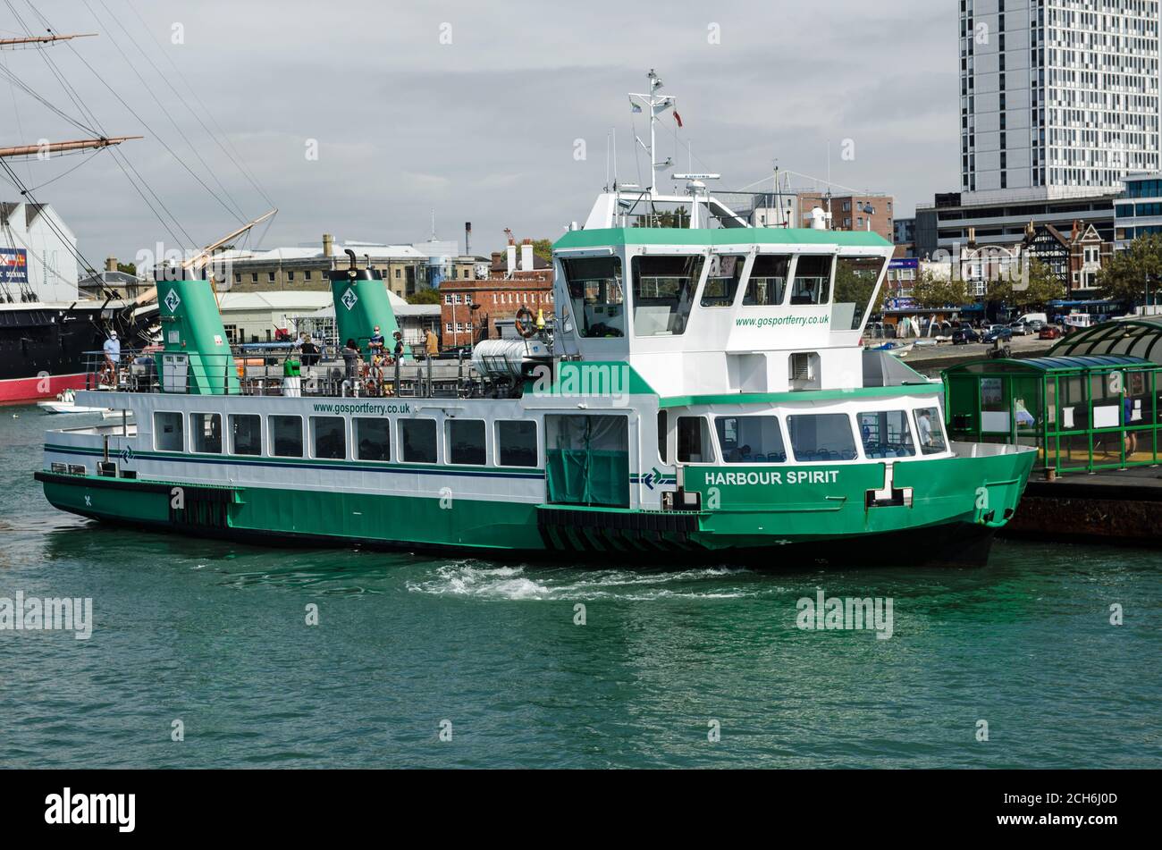 Gosport ferry hi-res stock photography and images - Alamy
