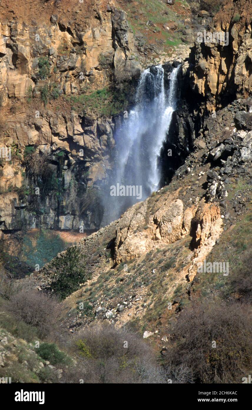 Israel, Golan Heights, Gamla waterfall Nature reserve Stock Photo - Alamy