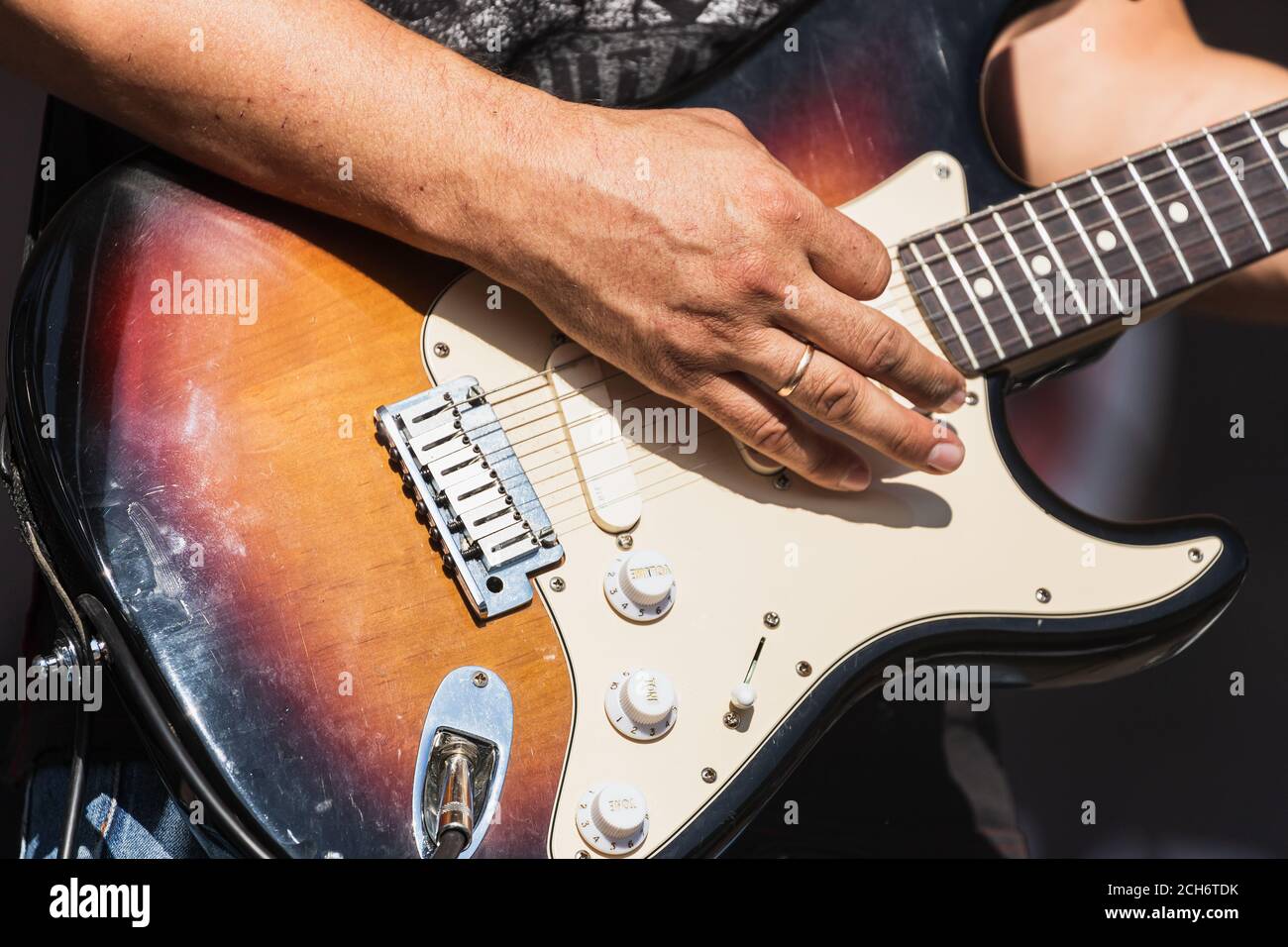 Bending techniques hi-res stock photography and images - Alamy