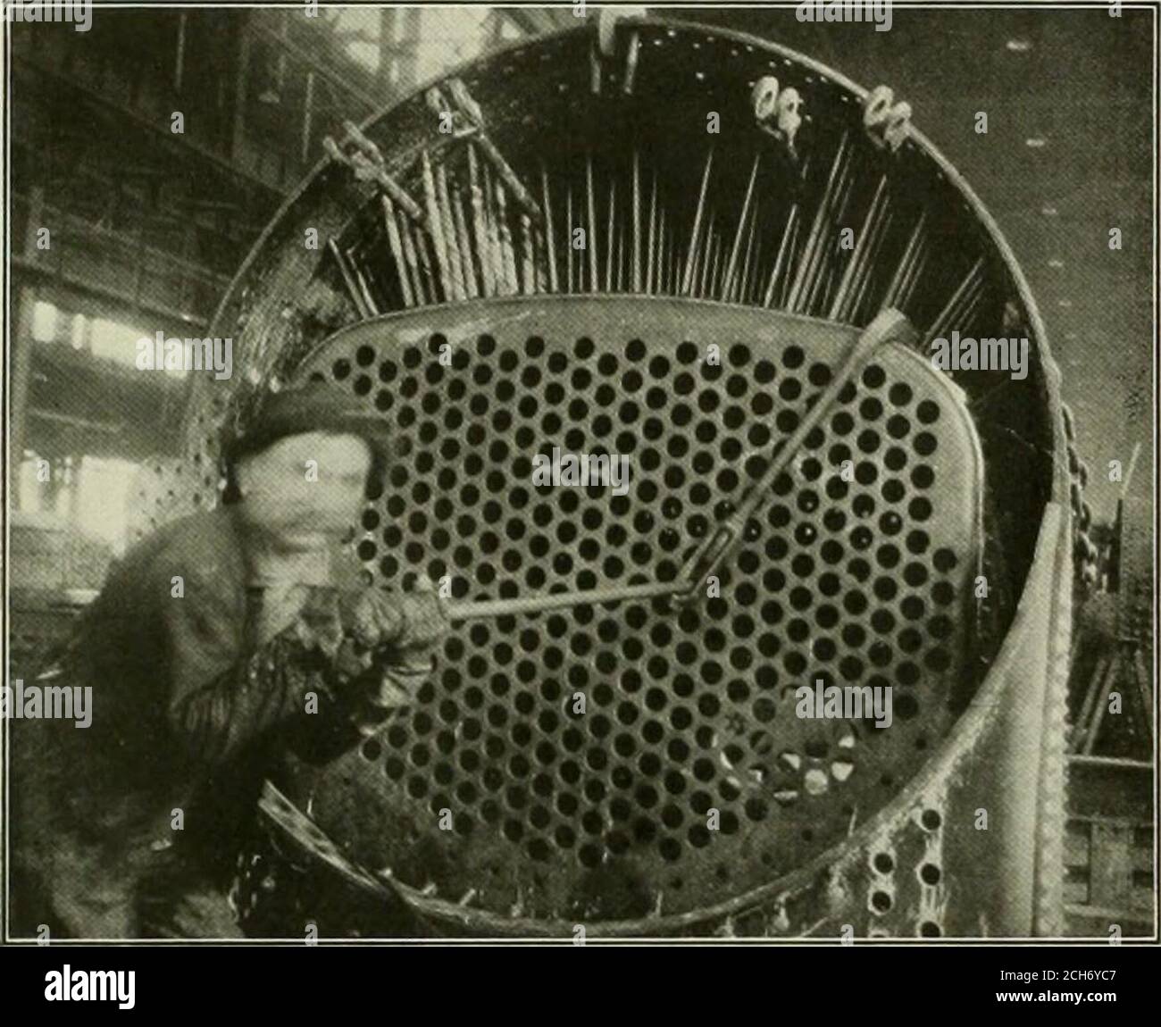 Portable scaffold hi-res stock photography and images - Alamy