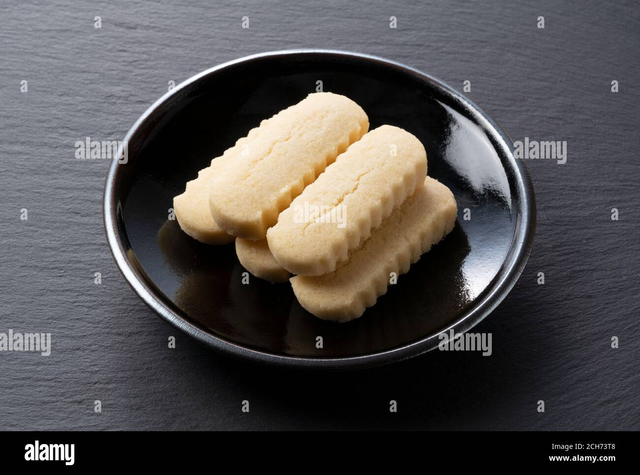 Japanese Okinawan cookies placed on a black background. Chinsuko Stock ...