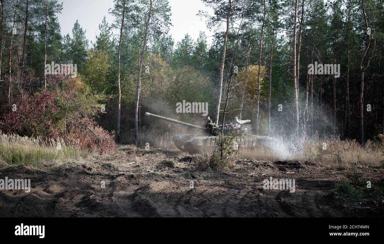 real battle panzer in the Donbass - eastern Ukraine is driving fast in ...