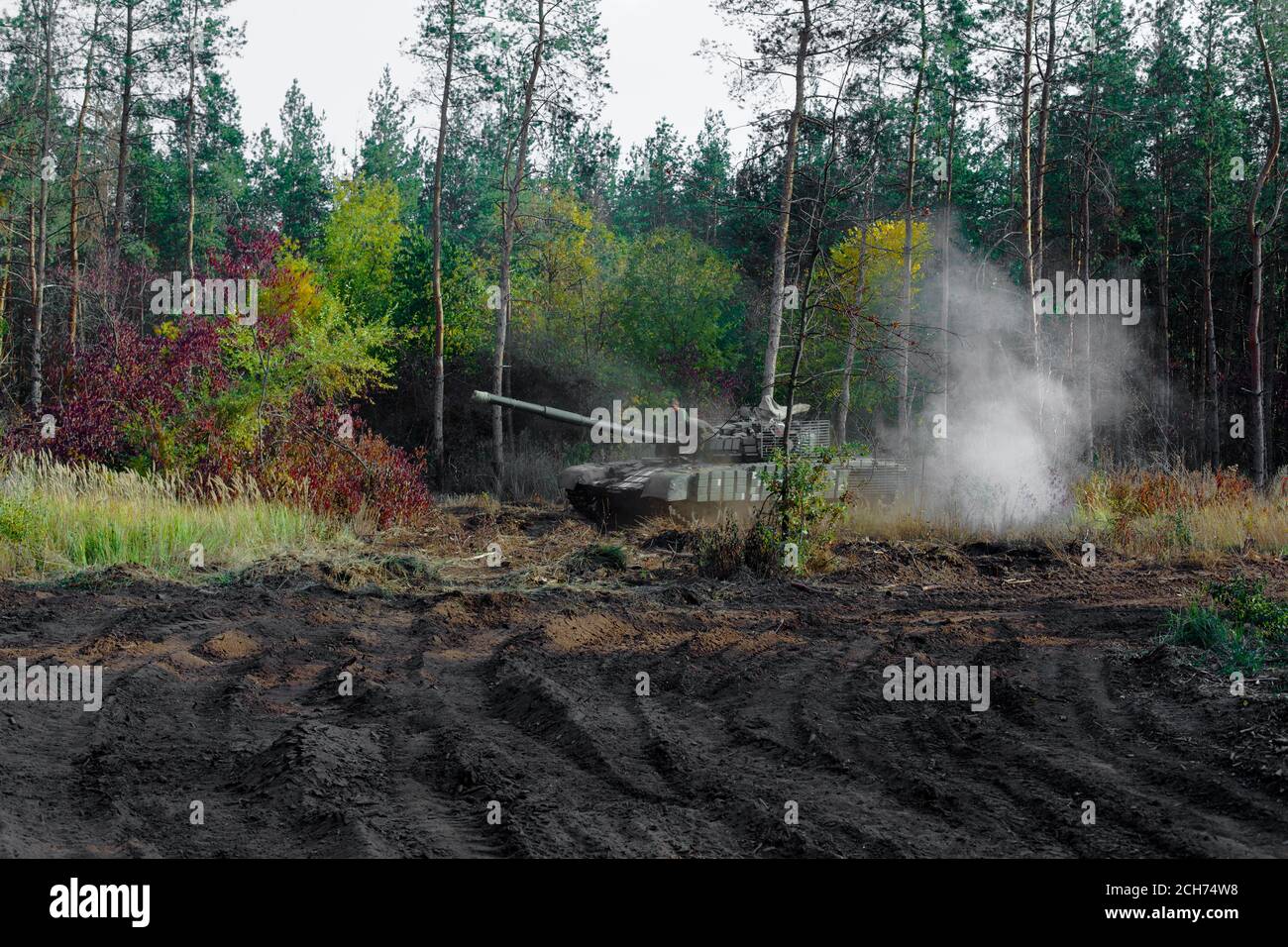 real battle panzer in the Donbass - eastern Ukraine is driving fast in ...