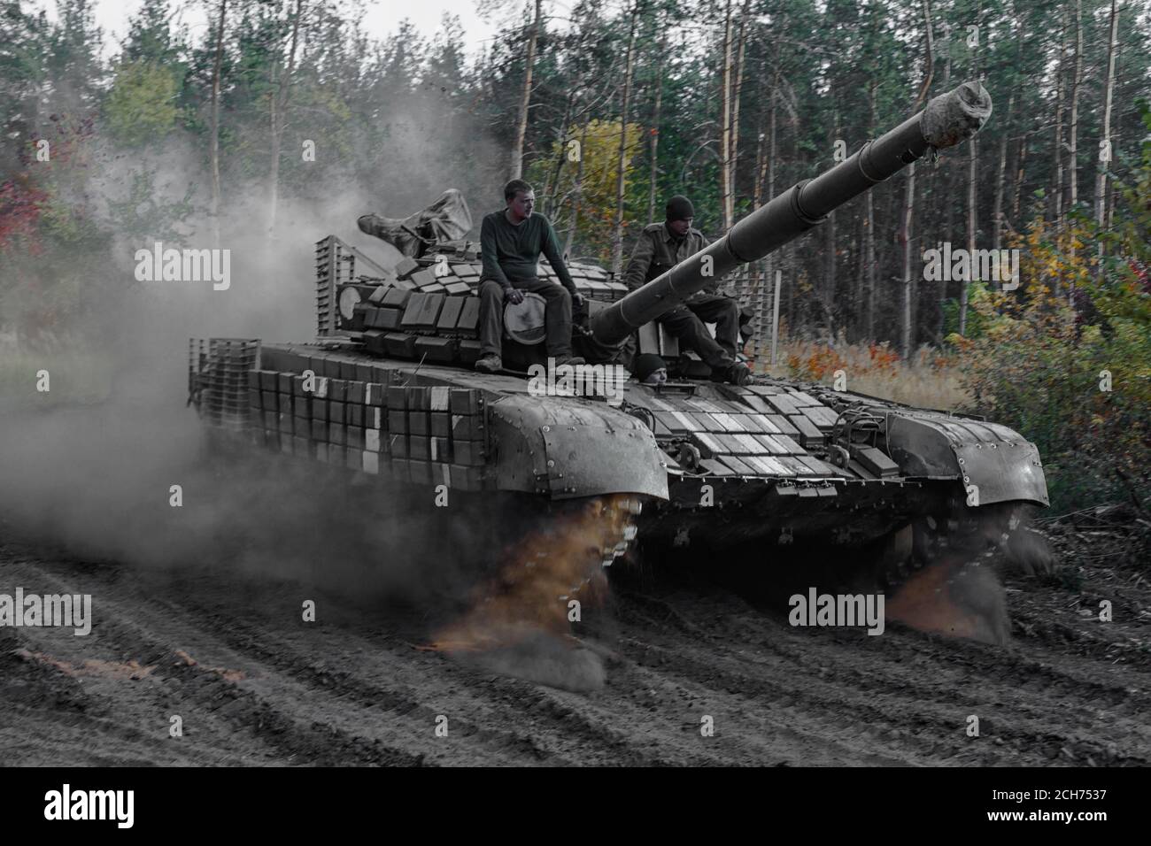 real battle panzer in the Donbass - eastern Ukraine is driving fast in ...