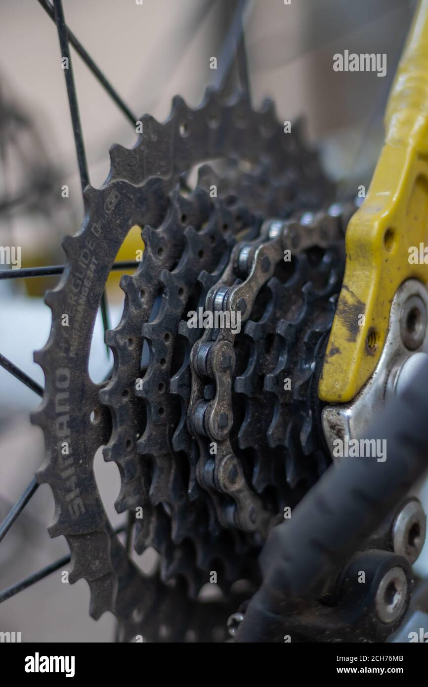 Parts from a back on the wheel of a bicycle Stock Photo - Alamy