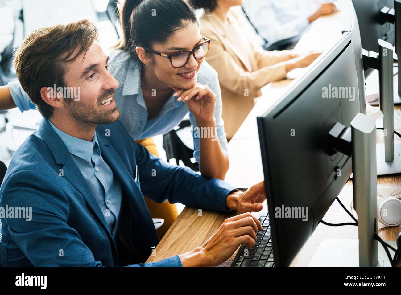 Senior programmer hi-res stock photography and images - Alamy