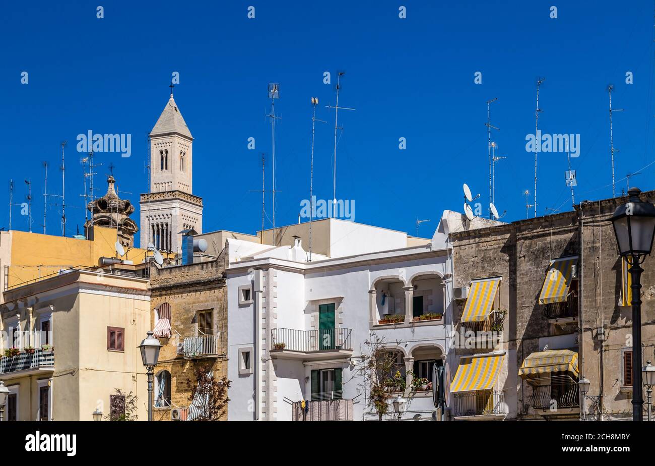 ancient buildings in town in Southern Italy Stock Photo - Alamy