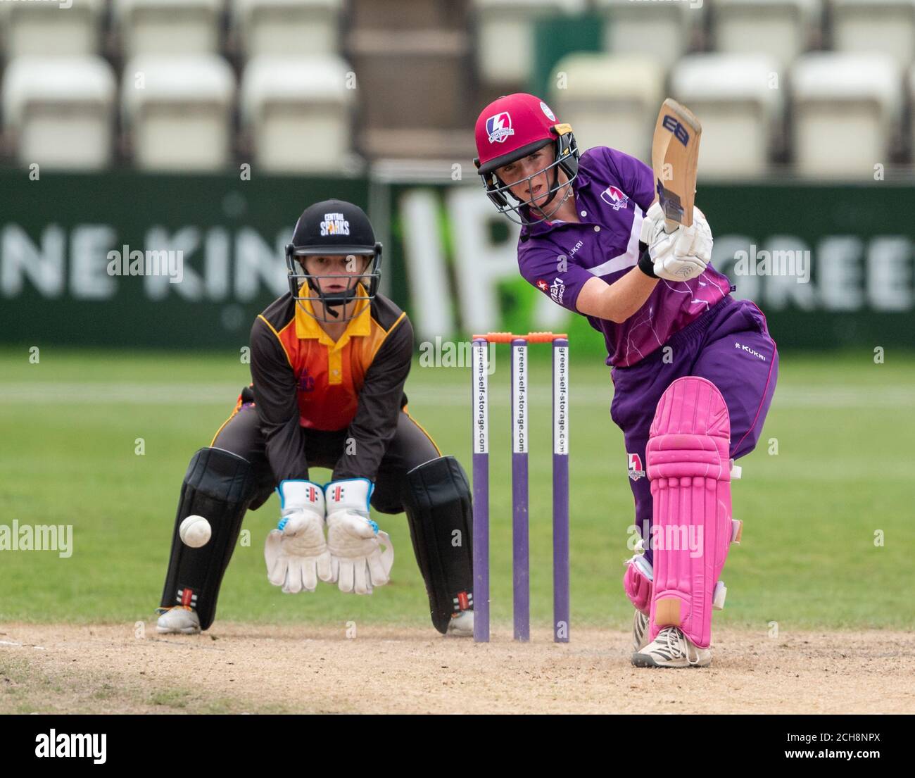 Bethan Ellis batting for Lightning watched by Central Sparks' keeper ...