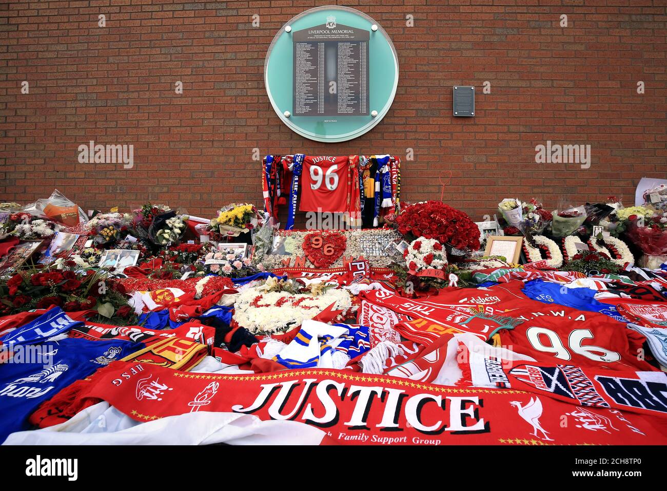 A memorial at Anfield for the Hillsborough disaster Stock Photo - Alamy