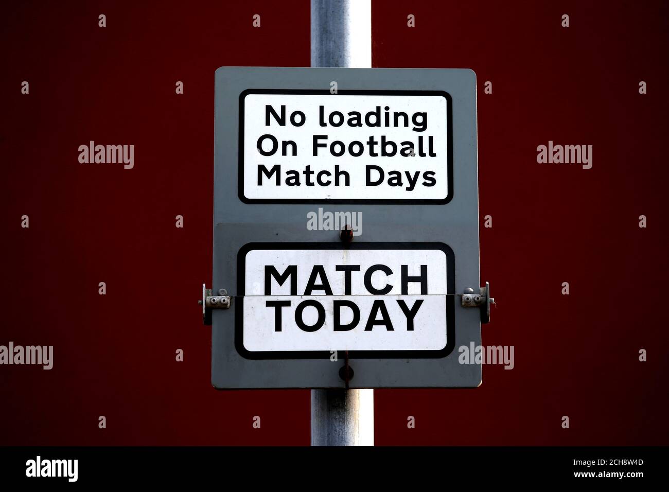 Live parking only hi-res stock photography and images - Alamy