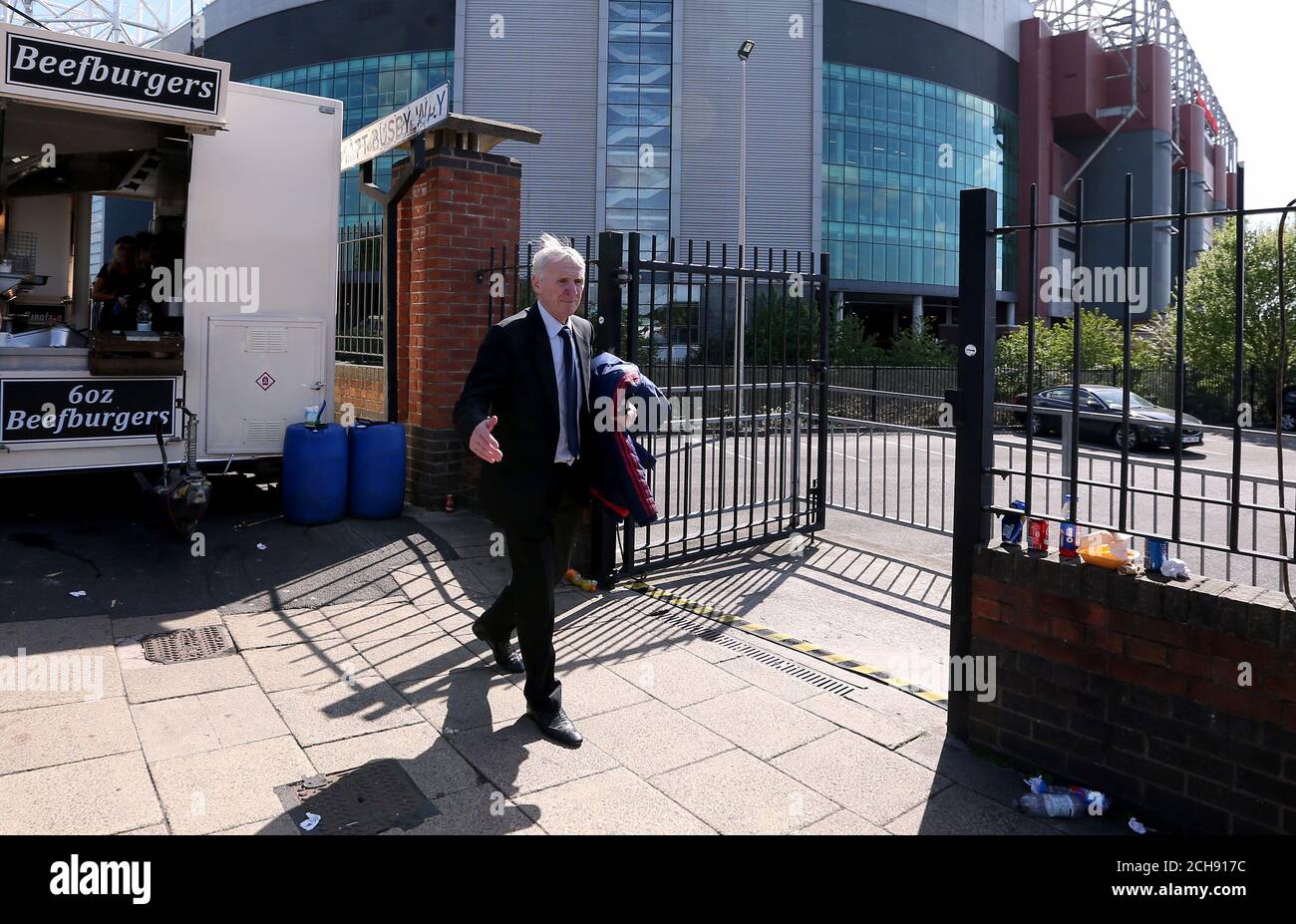 Paddy crerand manchester united hi-res stock photography and images - Alamy