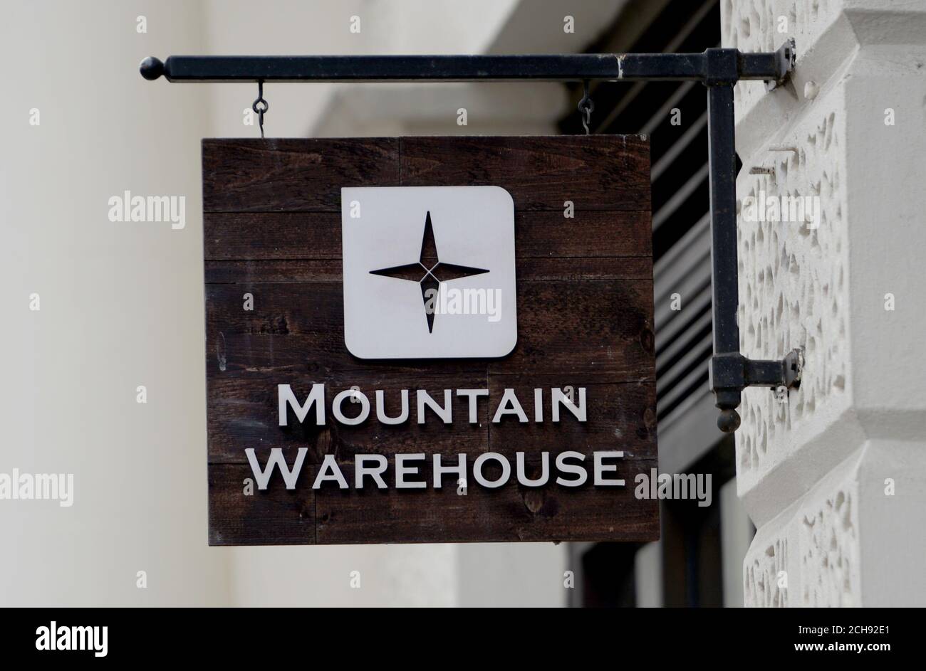 Mountain warehouse logo hi-res stock photography and images - Alamy