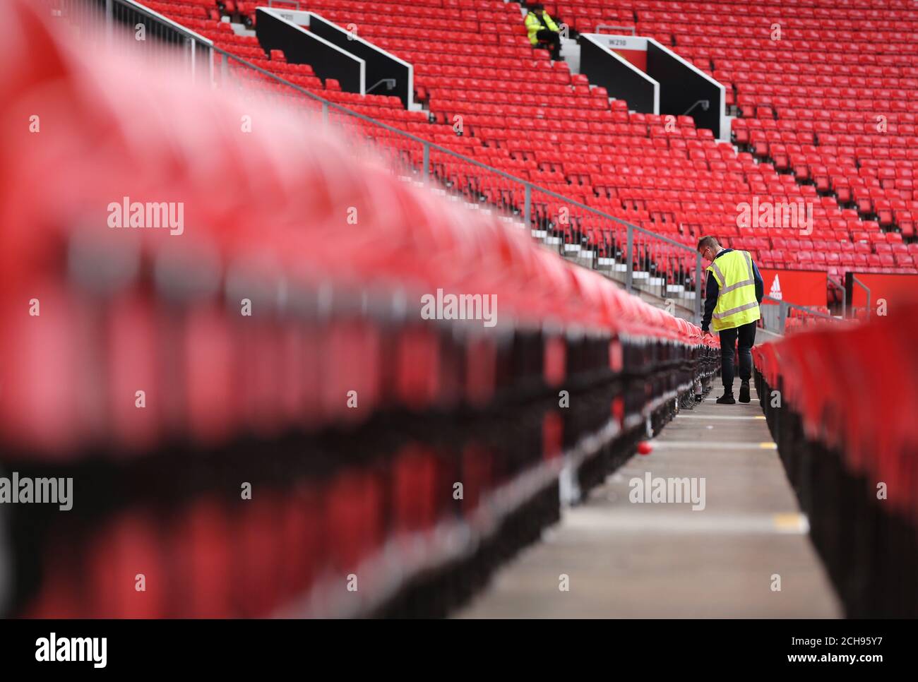 Check stands hi-res stock photography and images - Alamy