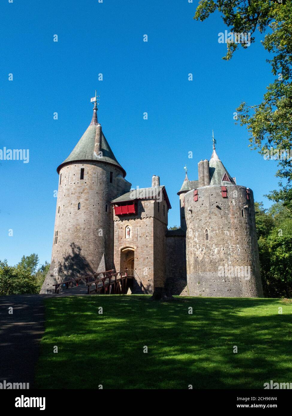 Castle Coch Tongwynlais Cardiff Wales High Resolution Stock Photography ...