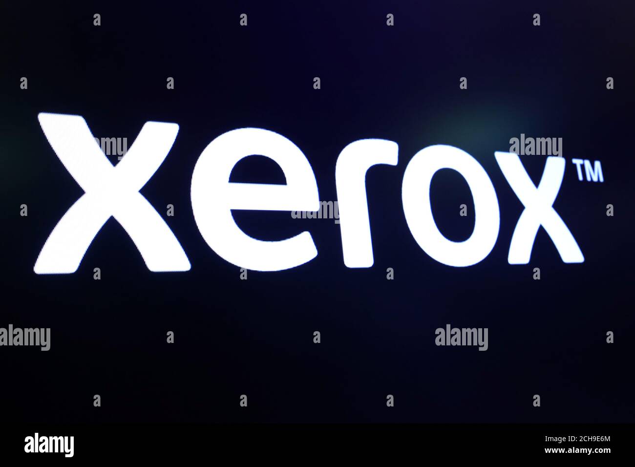 Xerox logo hi-res stock photography and images - Alamy