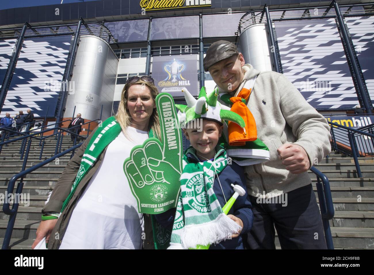 Hibernian fans pose for a photo outside Hampden Park, Glasgow Stock ...