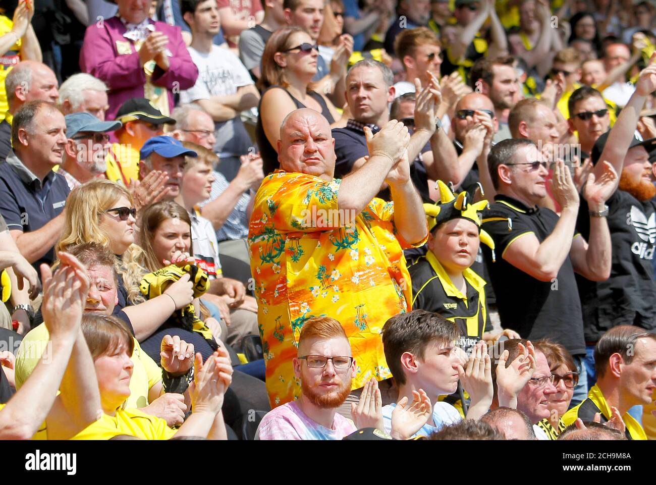 Football mid length half top half fans fan crowds crowd hi-res stock ...