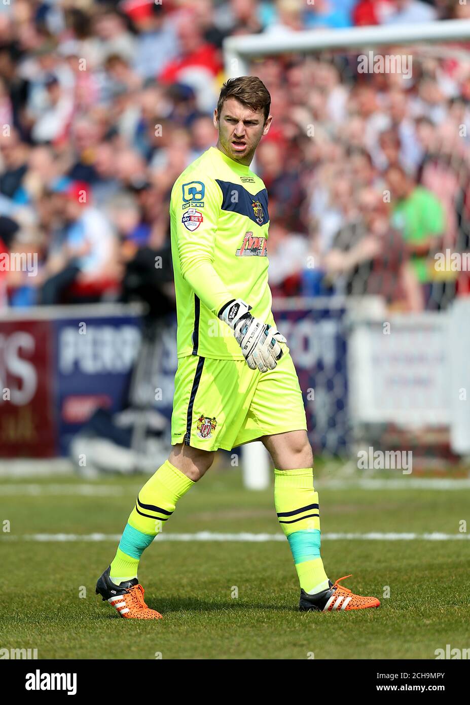Goalkeeper jamie jones hi-res stock photography and images - Alamy