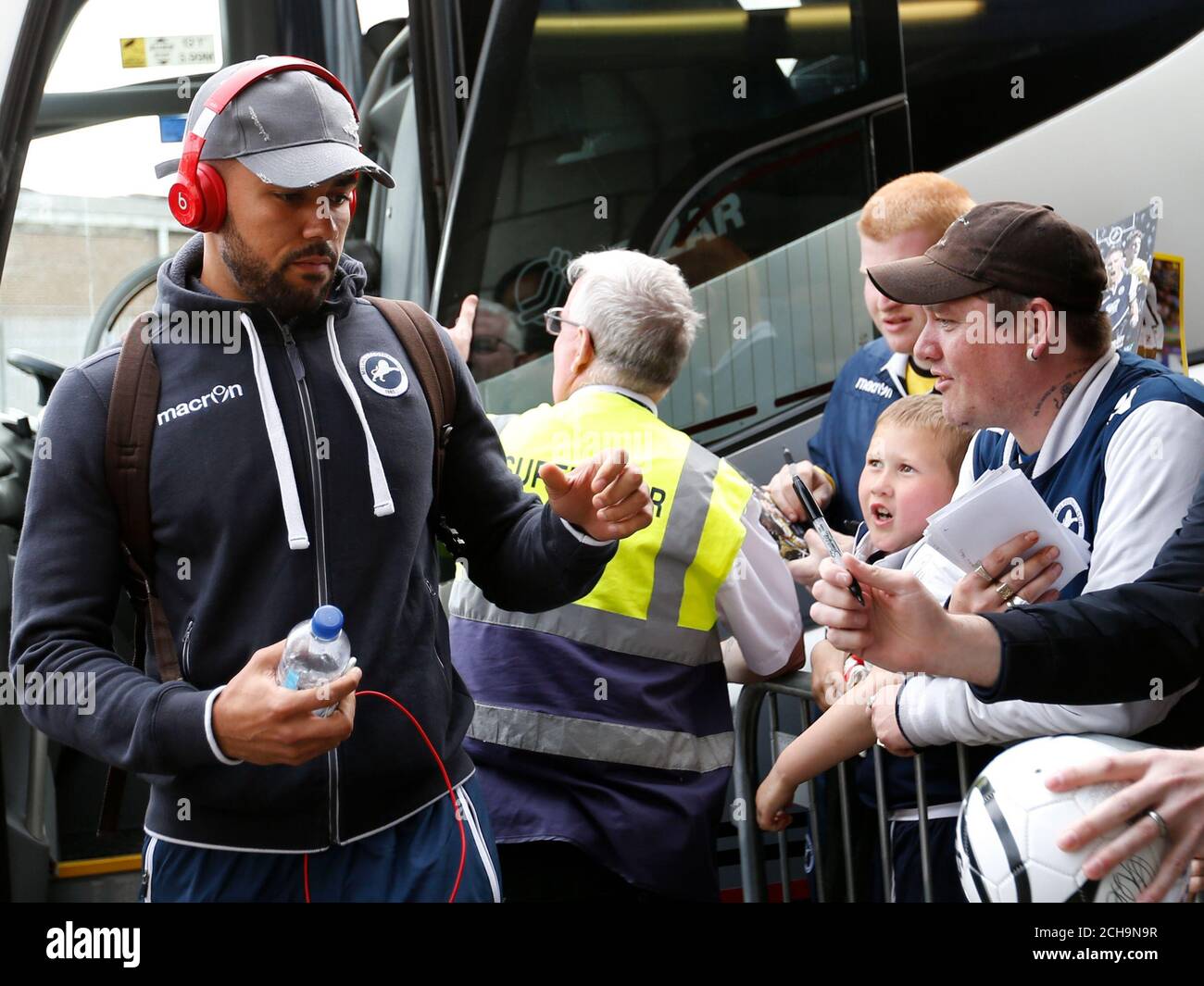 Millwall goalkeeper Jordan Archer arriving at The Den Stock Photo - Alamy