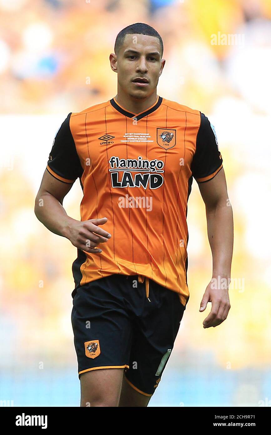 Hull City's Jake Livermore Stock Photo - Alamy