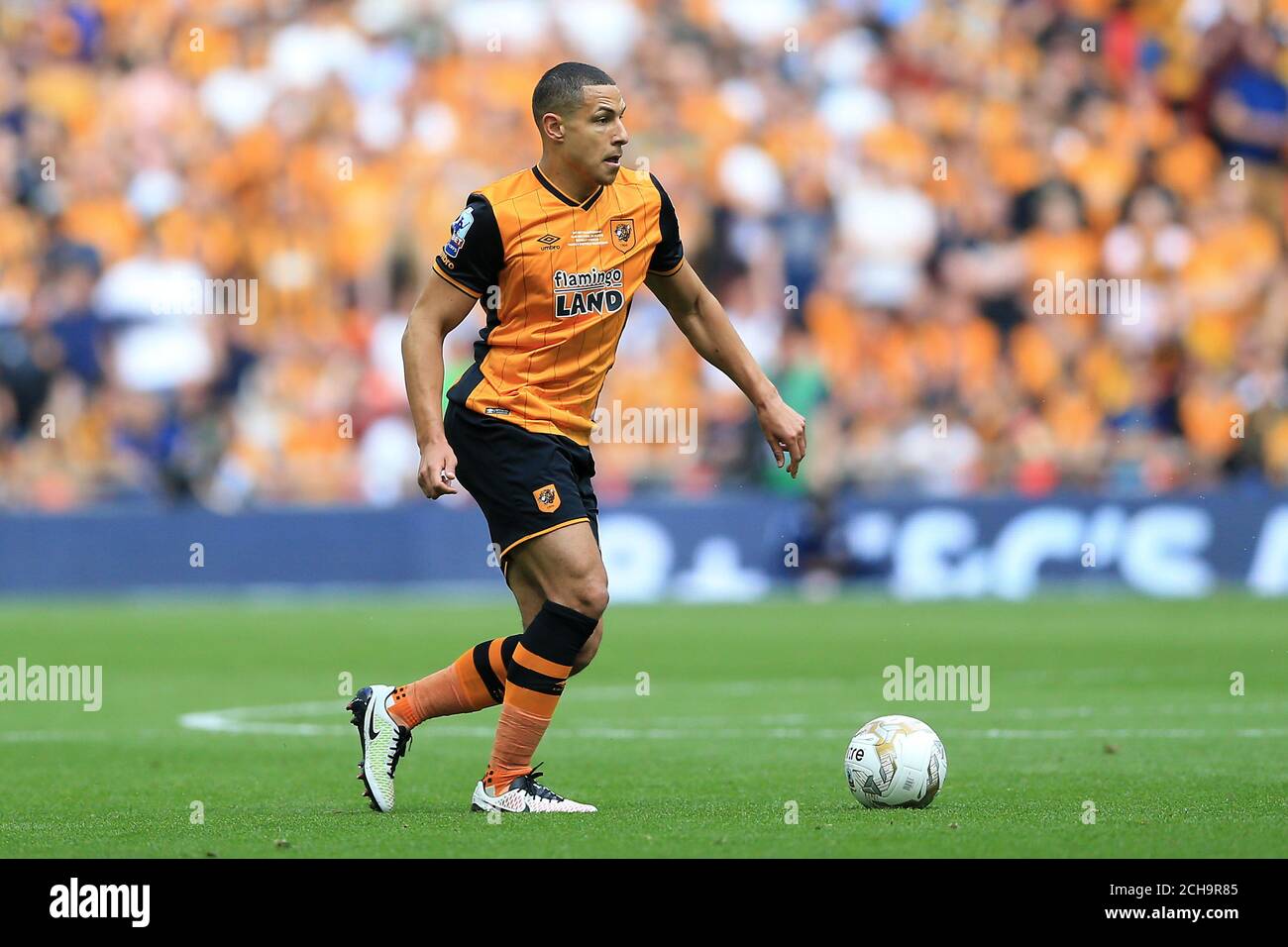 Hull City's Jake Livermore Stock Photo - Alamy