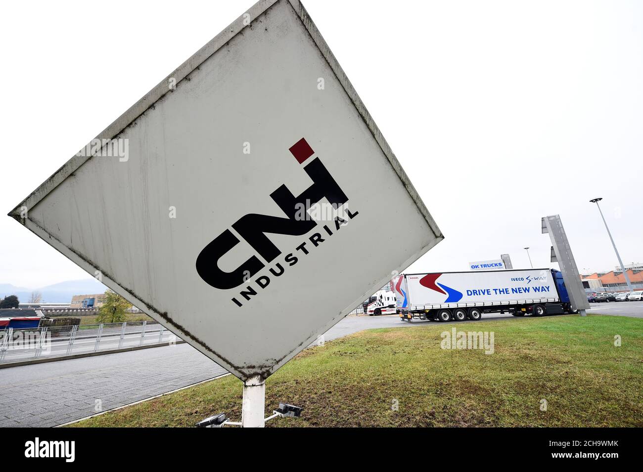 Cnh logo hi-res stock photography and images - Alamy