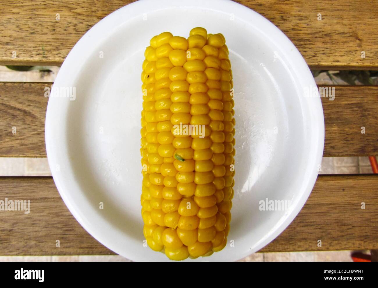 Cooked Corn on the Cob Stock Photo - Alamy