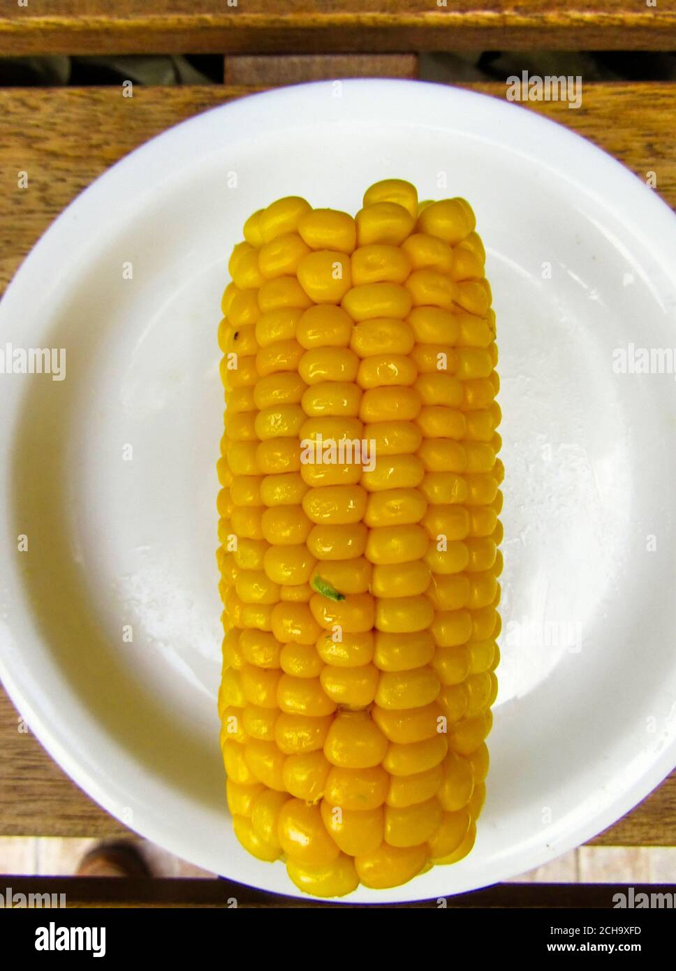 Cooked Corn on the Cob Stock Photo - Alamy