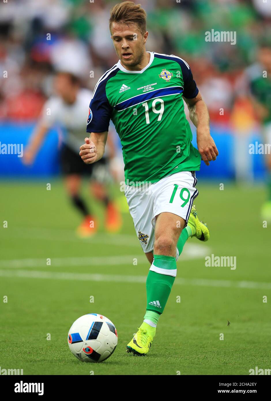 Jamie ward northern ireland international hi-res stock photography and ...