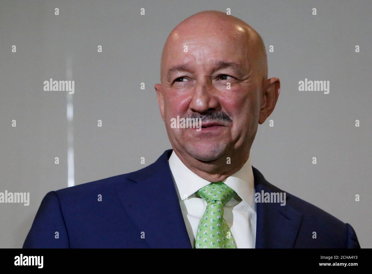 Carlos salinas de gortari president hi-res stock photography and images ...
