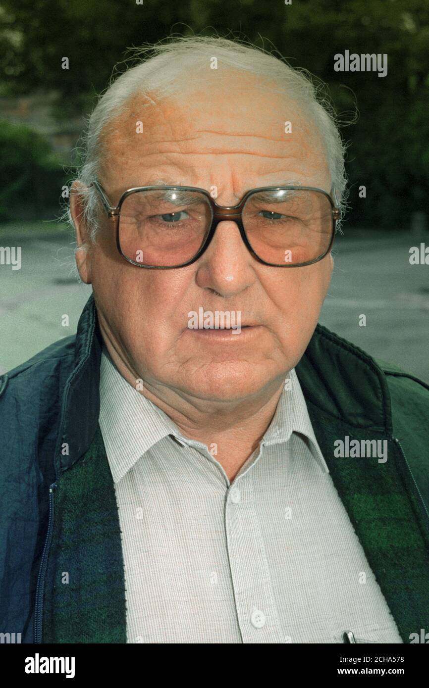 Colour portrait photographer hi-res stock photography and images - Alamy