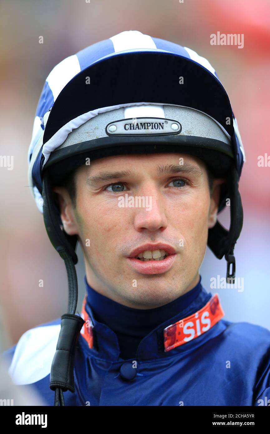 Jockey Andrew Elliott Stock Photo - Alamy