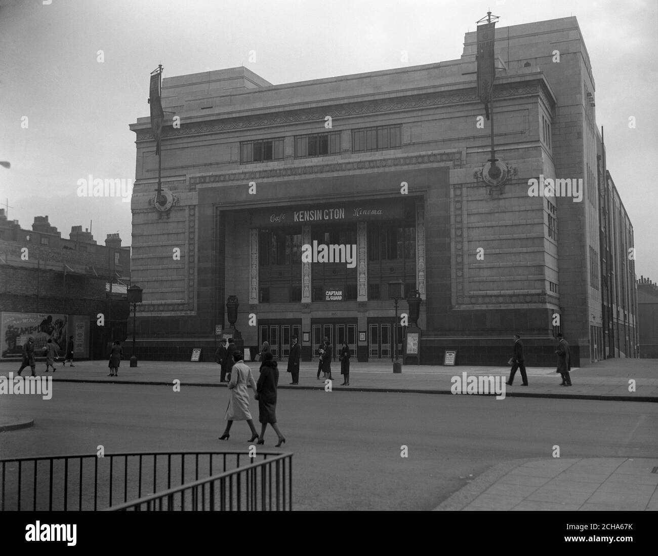 Exterior film cinema Black and White Stock Photos & Images - Alamy