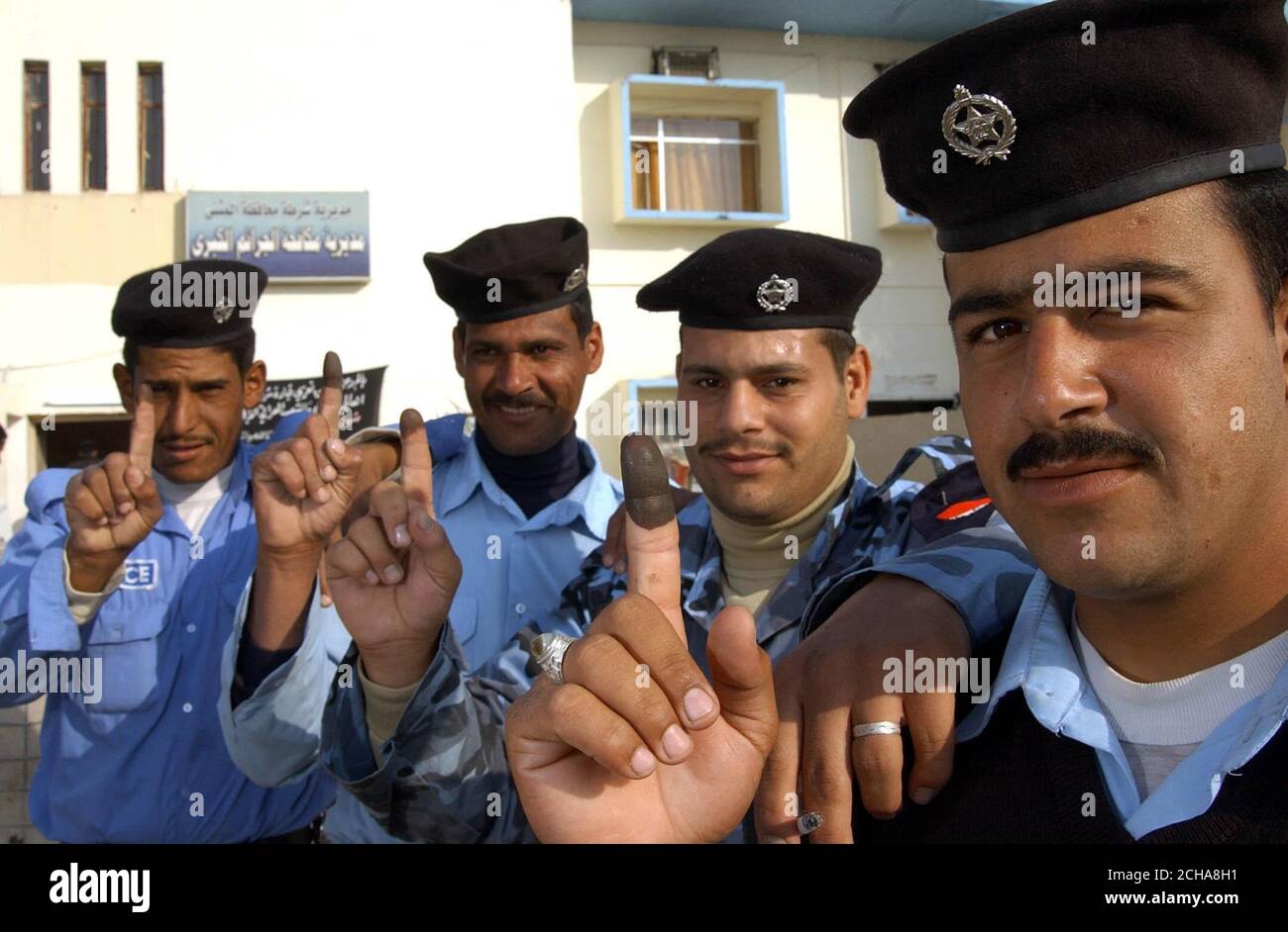 Lieutenant colonel ben edwards royal scots dragoon gu hi-res stock ...