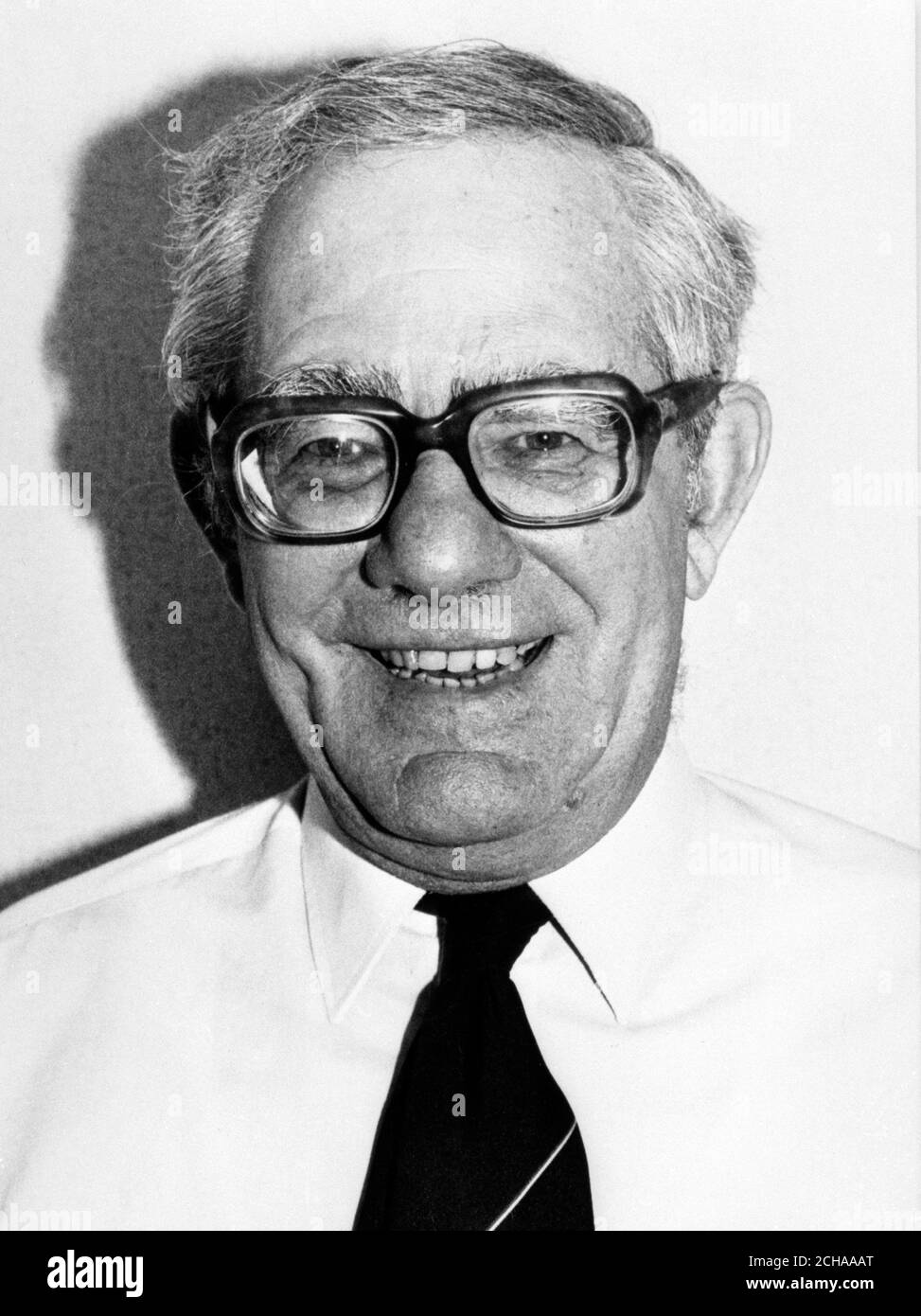 Bill Martin, one of the most respected boxing commentators, retires ...