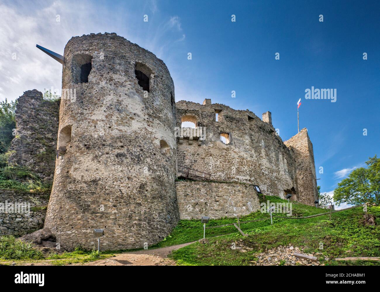Medieval castle ramparts hi-res stock photography and images - Alamy